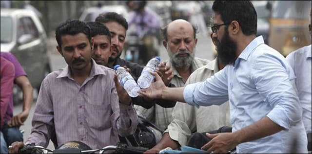 Sizzling Weather: Temperature soars to 49 Celsius in Dadu