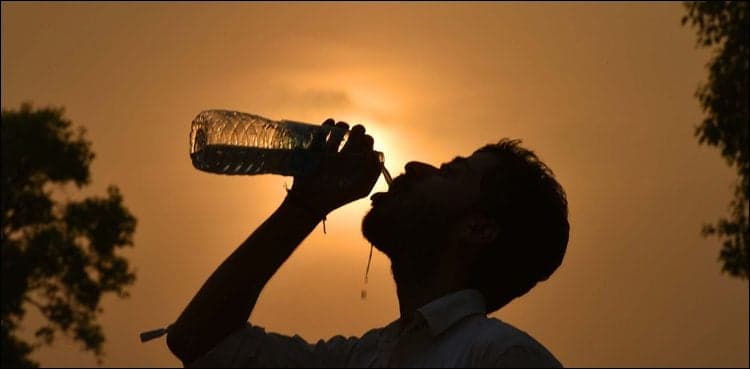 Pakistan: Mercury soars to 45C amid extreme hot weather forecast