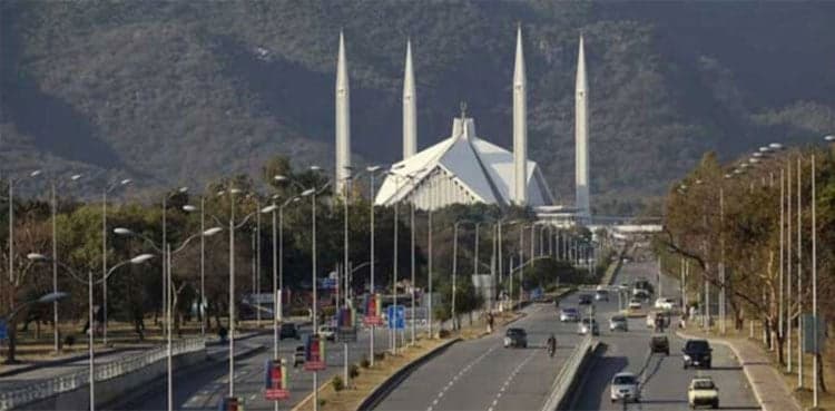 Traffic plan rolled out, key roads closed in Islamabad